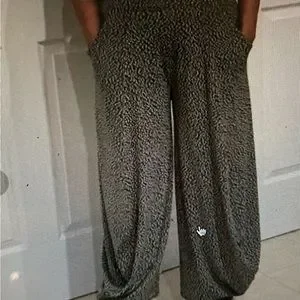 Sun Kim | Pants & Jumpsuits | Sun Kim Fashion Forward Wide Leg Pant ...